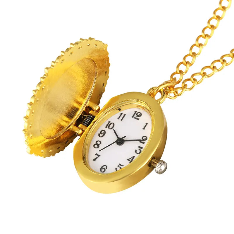 Montre Collier Chasseur Quartz Vintage – Symbole Nativité | Garantie 2 ans